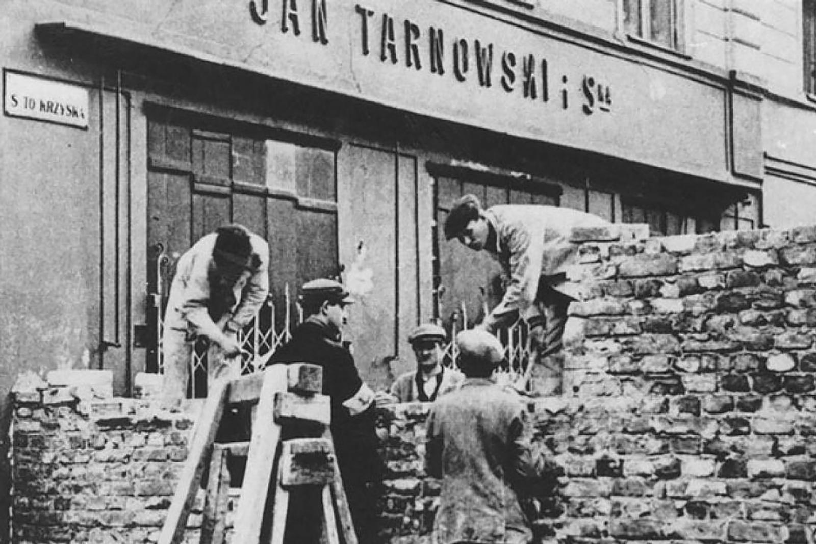 What led to the genocide against the Tutsi in Rwanda? | CMHR